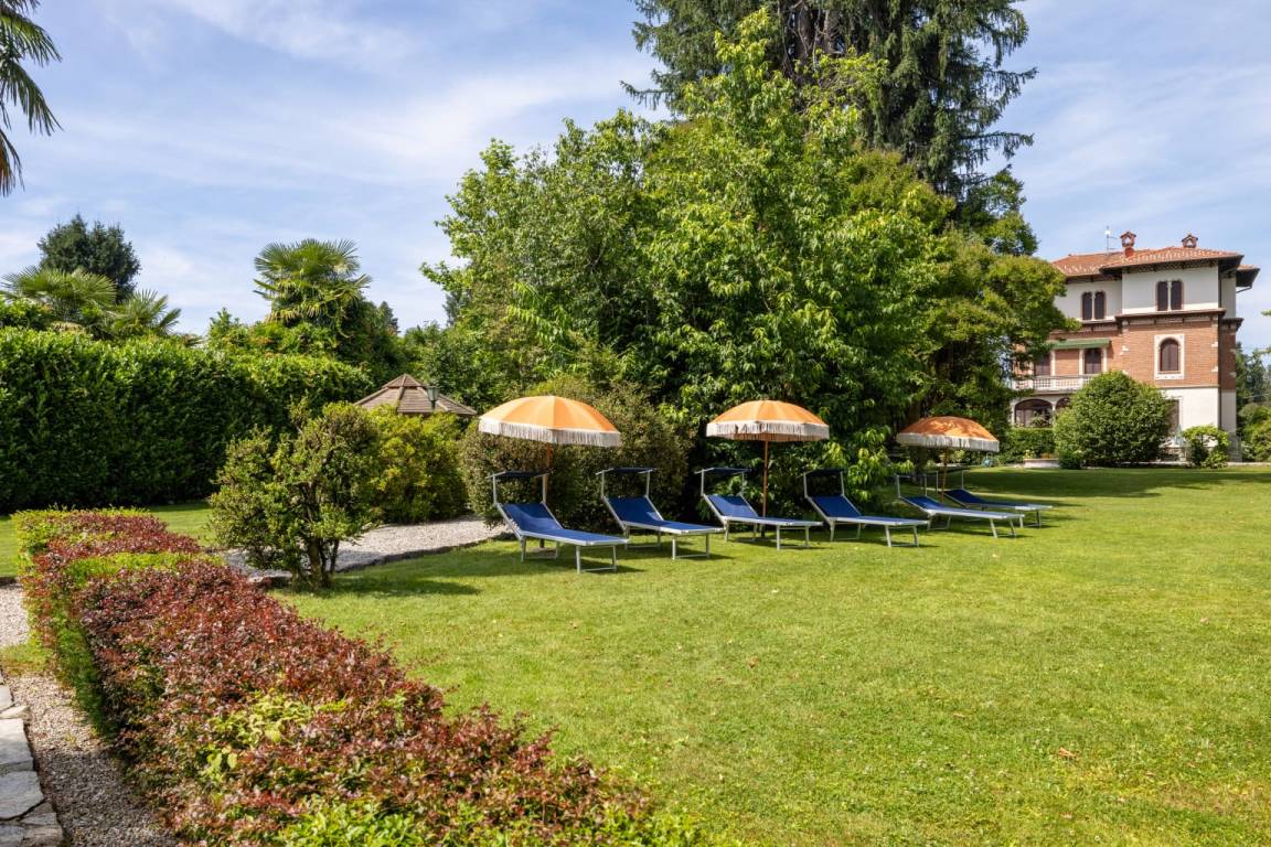 278 M² Villa ∙ 6 Schlafzimmer ∙ 13 Gäste - Lombardei