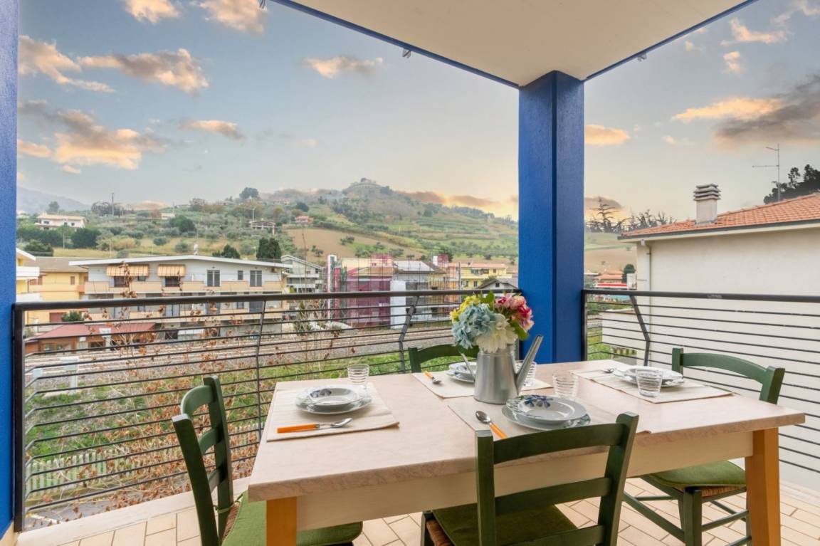 65 M² Apartment ∙ 2 Bedrooms ∙ 4 Guests - Pescara