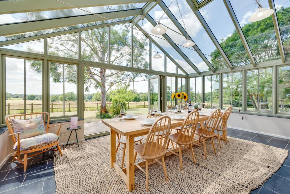 Cottage ∙ 4 Bedrooms ∙ 8 Guests - Beccles