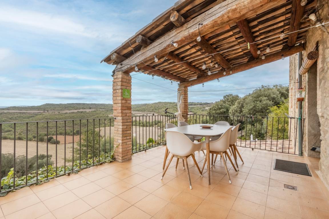 120 M² Casa ∙ 3 Habitaciones ∙ 6 Huéspedes - Cardona