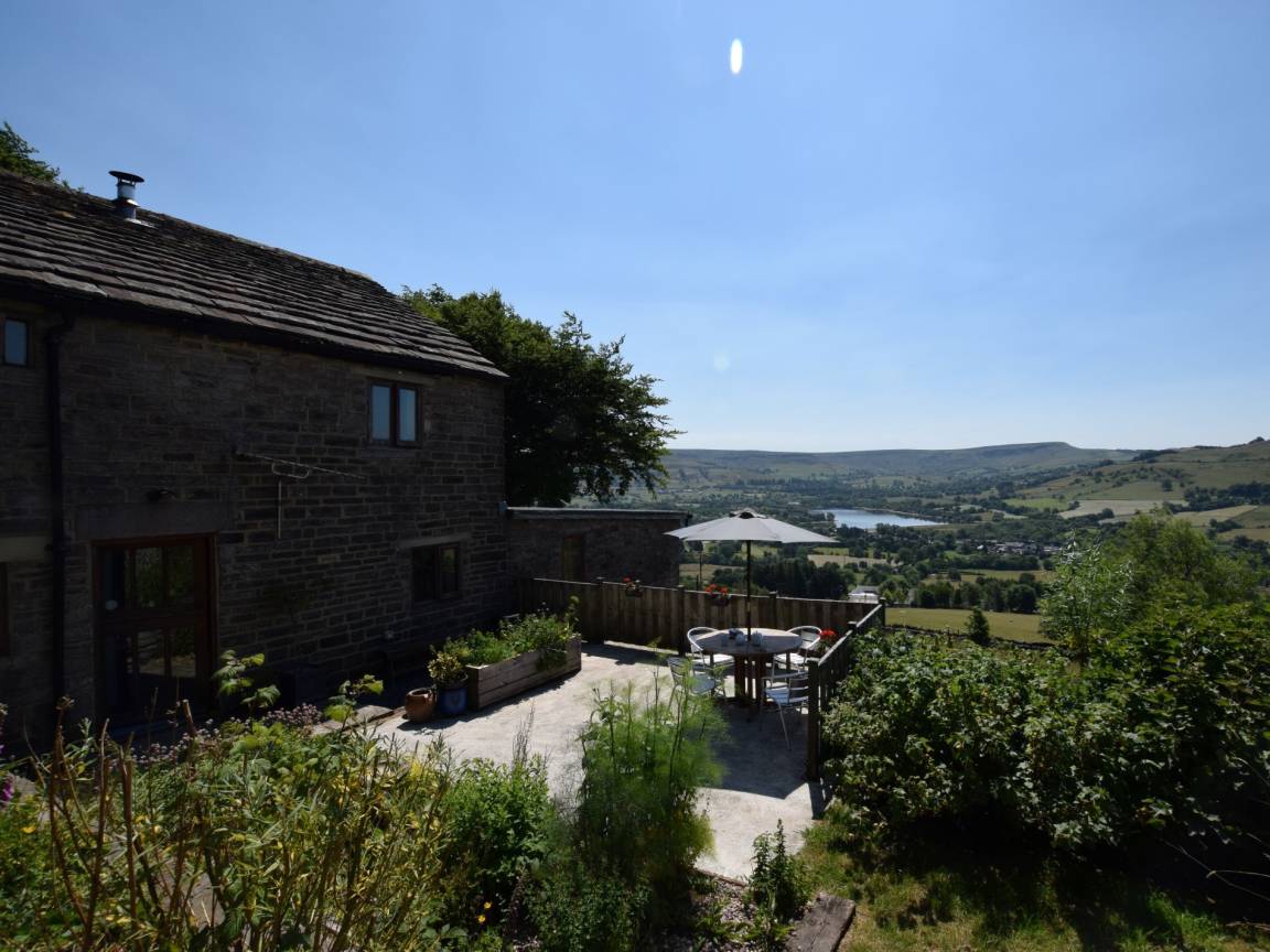 Cottage ∙ 2 Bedrooms ∙ 4 Guests - Cheshire