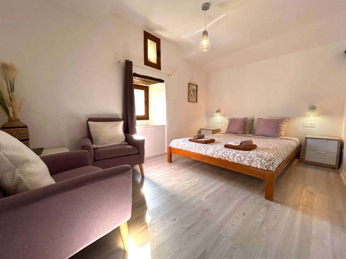 36 M² Bed & Breakfast ∙ 2 Schlafzimmer ∙ 5 Gäste - Ardèche