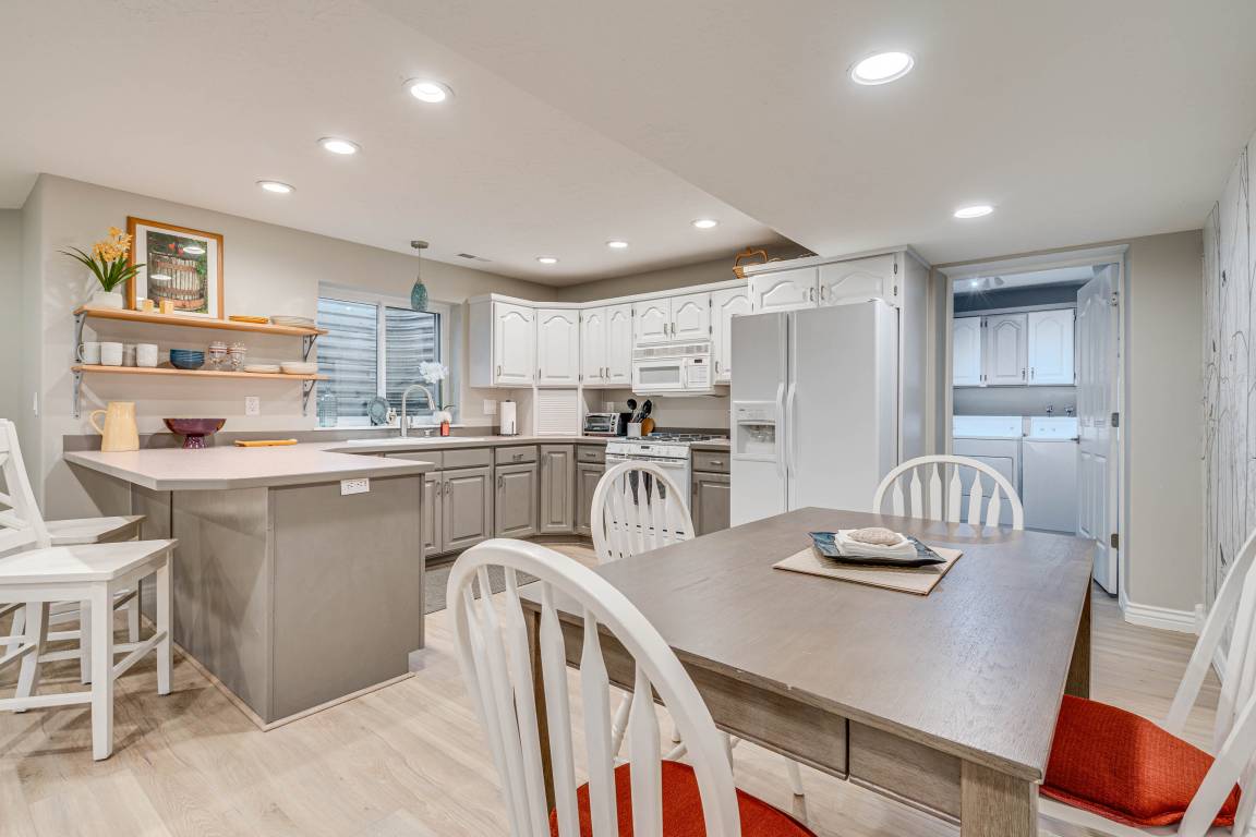 120 M² Apartment ∙ 2 Bedrooms ∙ 4 Guests - Salt Lake City, UT