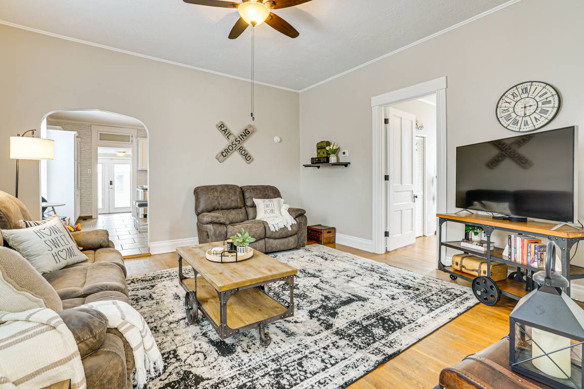 130 M² House ∙ 3 Bedrooms ∙ 5 Guests - New Albany, IN