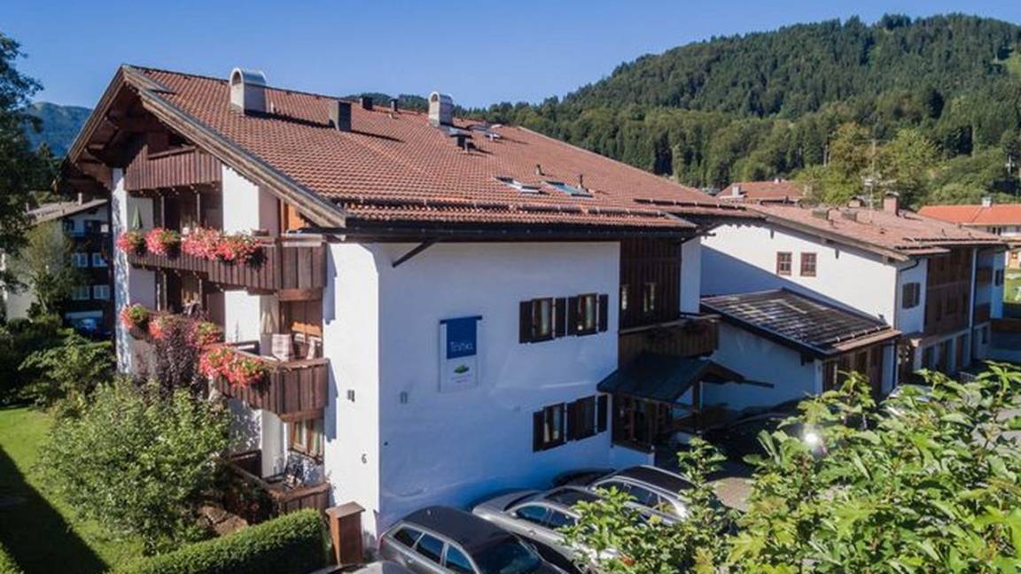 65 M² Ferienwohnung ∙ 1 Schlafzimmer ∙ 2 Gäste - Tegernsee