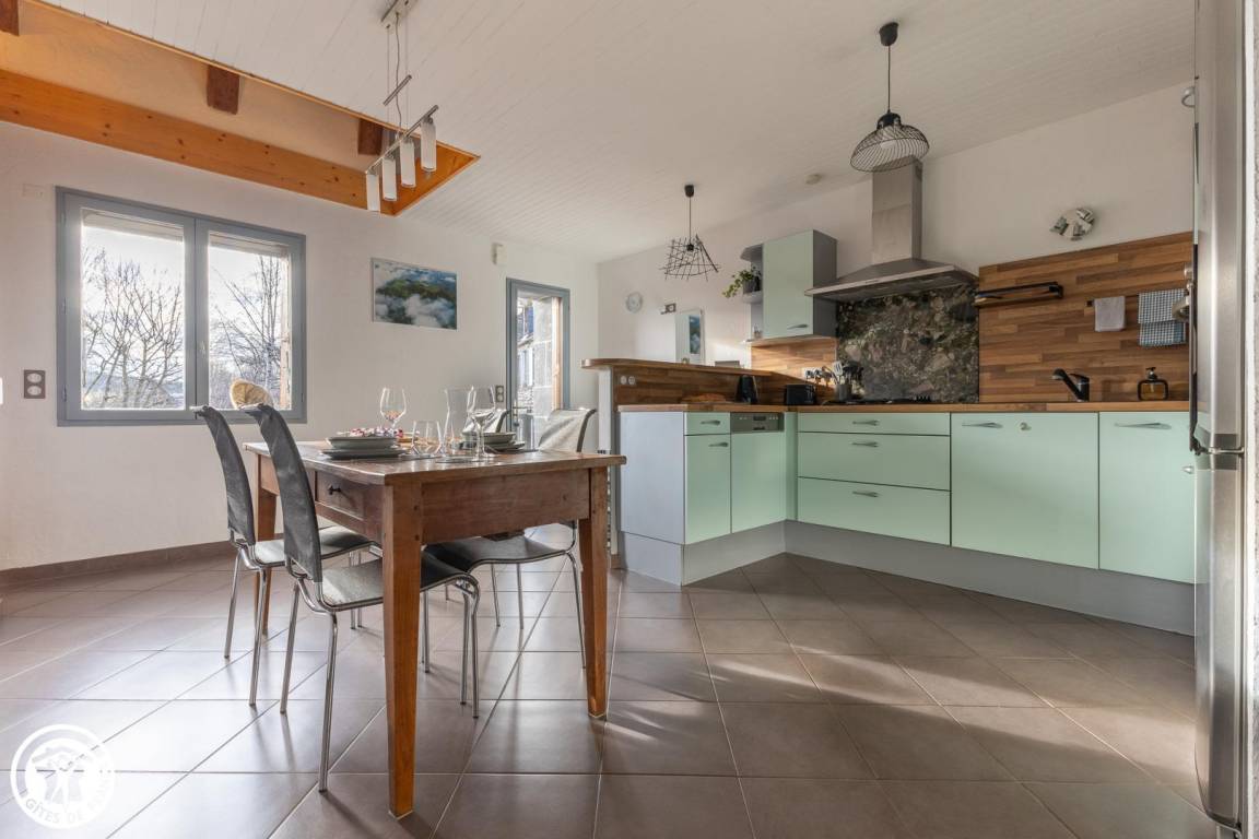 62 M² Gîte ∙ 1 Chambre ∙ 2 Personnes - Orcival