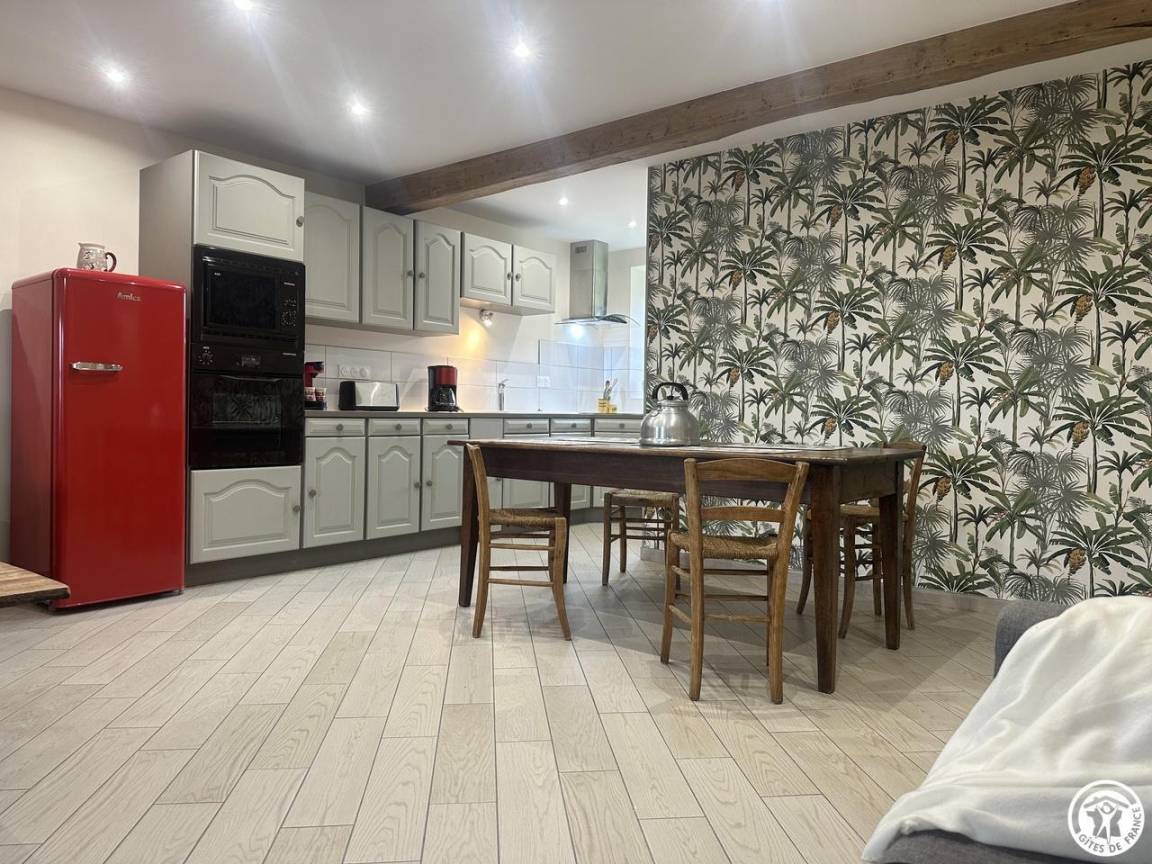 75 M² Gîte ∙ 2 Chambres ∙ 4 Personnes - Morestel