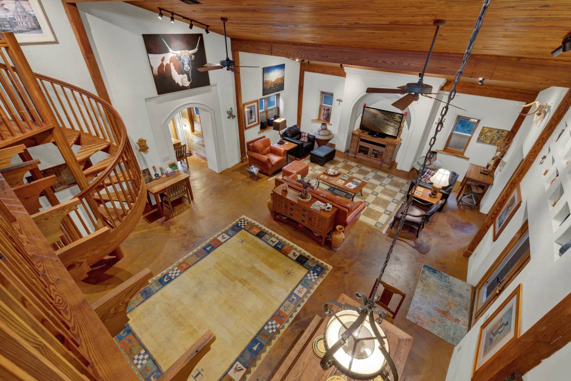 316 M² Huis ∙ 5 Slaapkamers ∙ 13 Gasten - Fredericksburg, TX