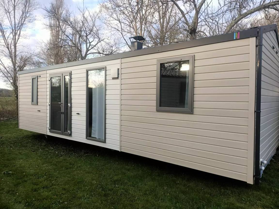 33 M² Mobil-home ∙ 3 Chambres ∙ 6 Personnes - Condom