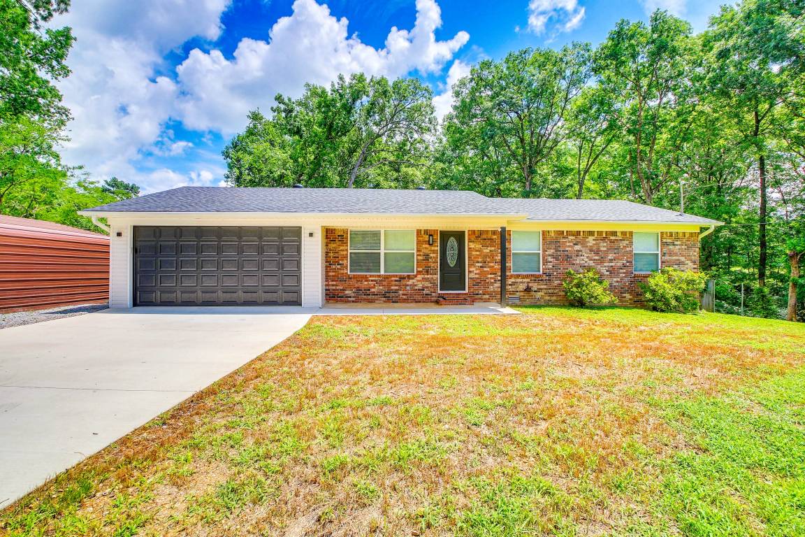 167 M² House ∙ 3 Bedrooms ∙ 8 Guests - Hot Springs, AR