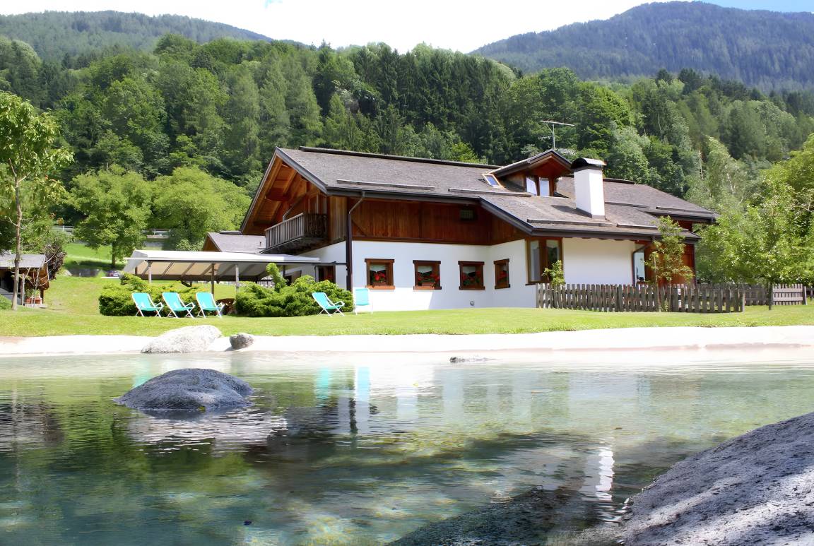 300 M² Chalet ∙ 8 Chambres ∙ 21 Personnes - Pinzolo