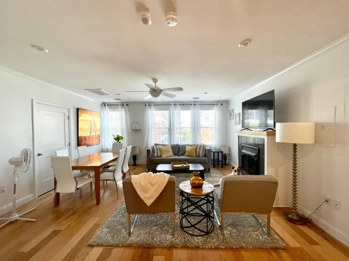 93 M² Apartment ∙ 2 Bedrooms ∙ 4 Guests - Boston, MA
