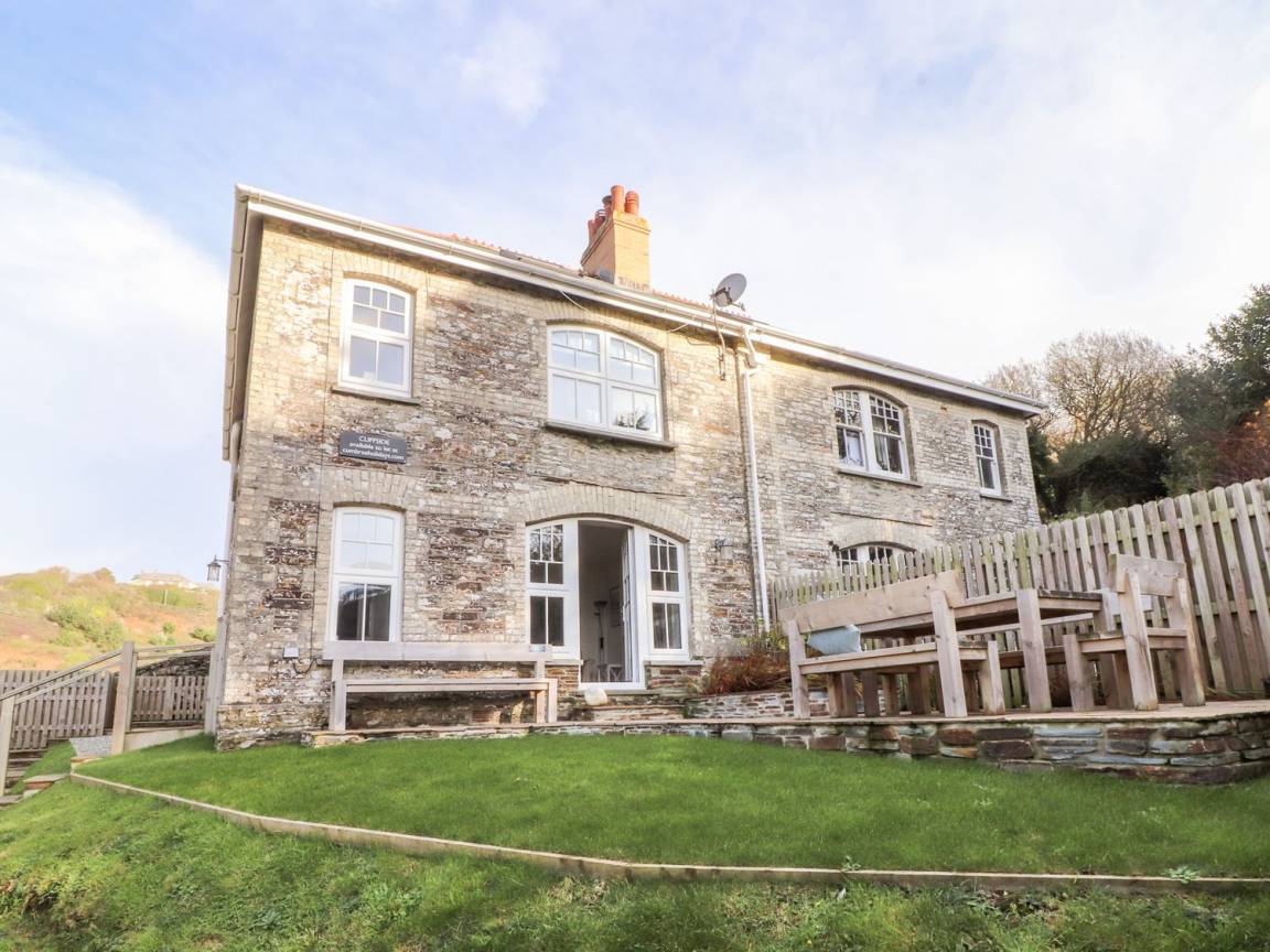 Cottage ∙ 3 Bedrooms ∙ 5 Guests - Tintagel