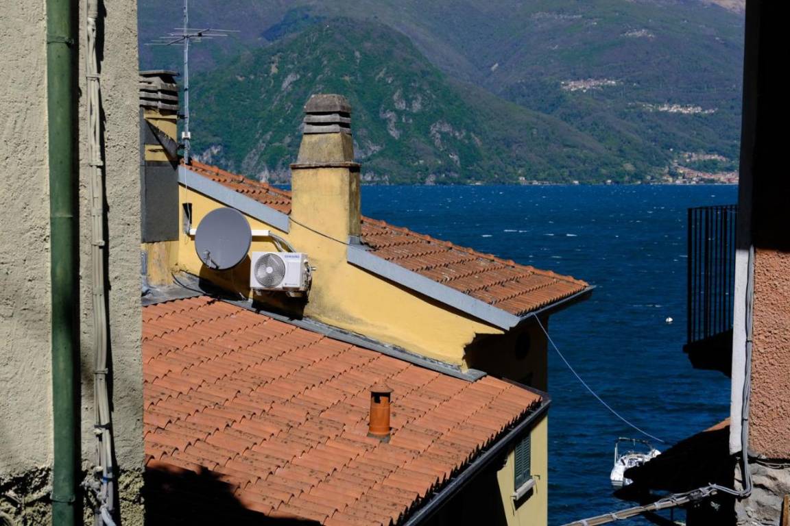 85 M² Apartment ∙ 3 Bedrooms ∙ 5 Guests - Bellano