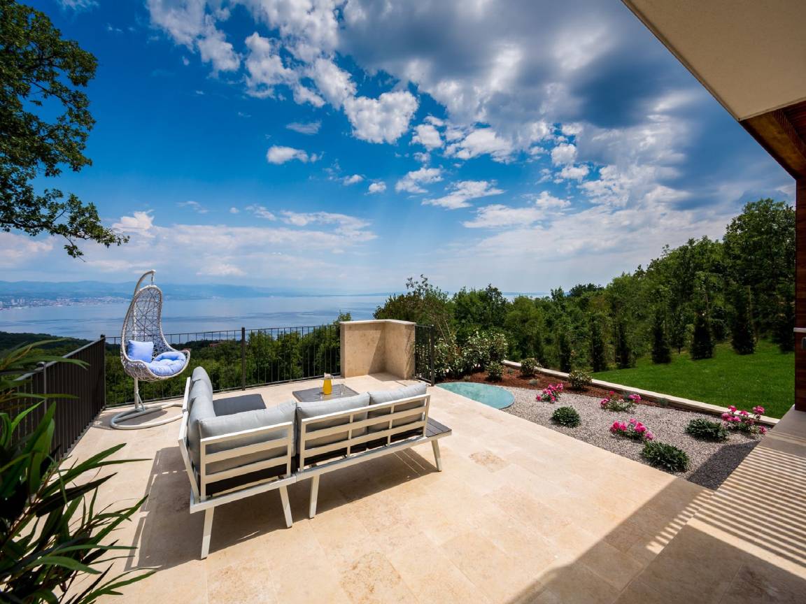 550 M² Villa ∙ 4 Bedrooms ∙ 8 Guests - Mošćenička Draga