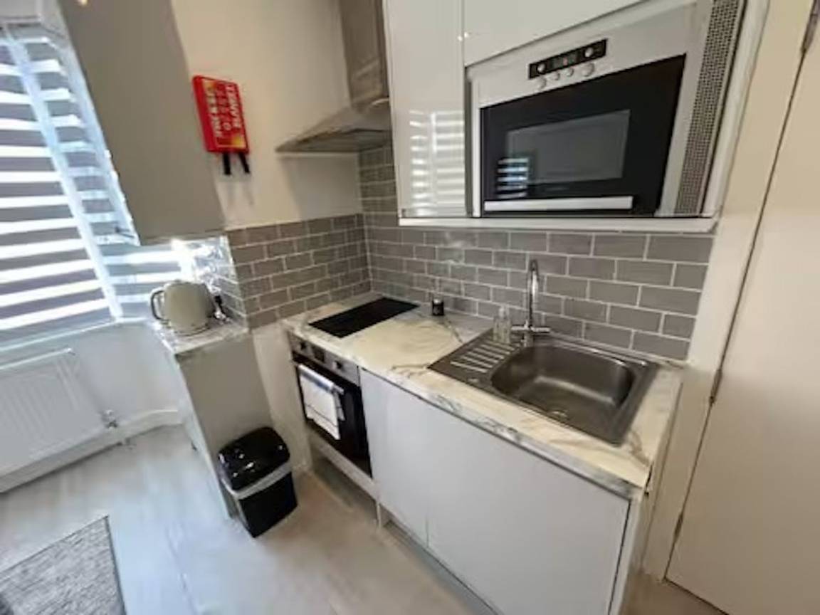 16 M² Apartamento ∙ 2 Huéspedes - Watford