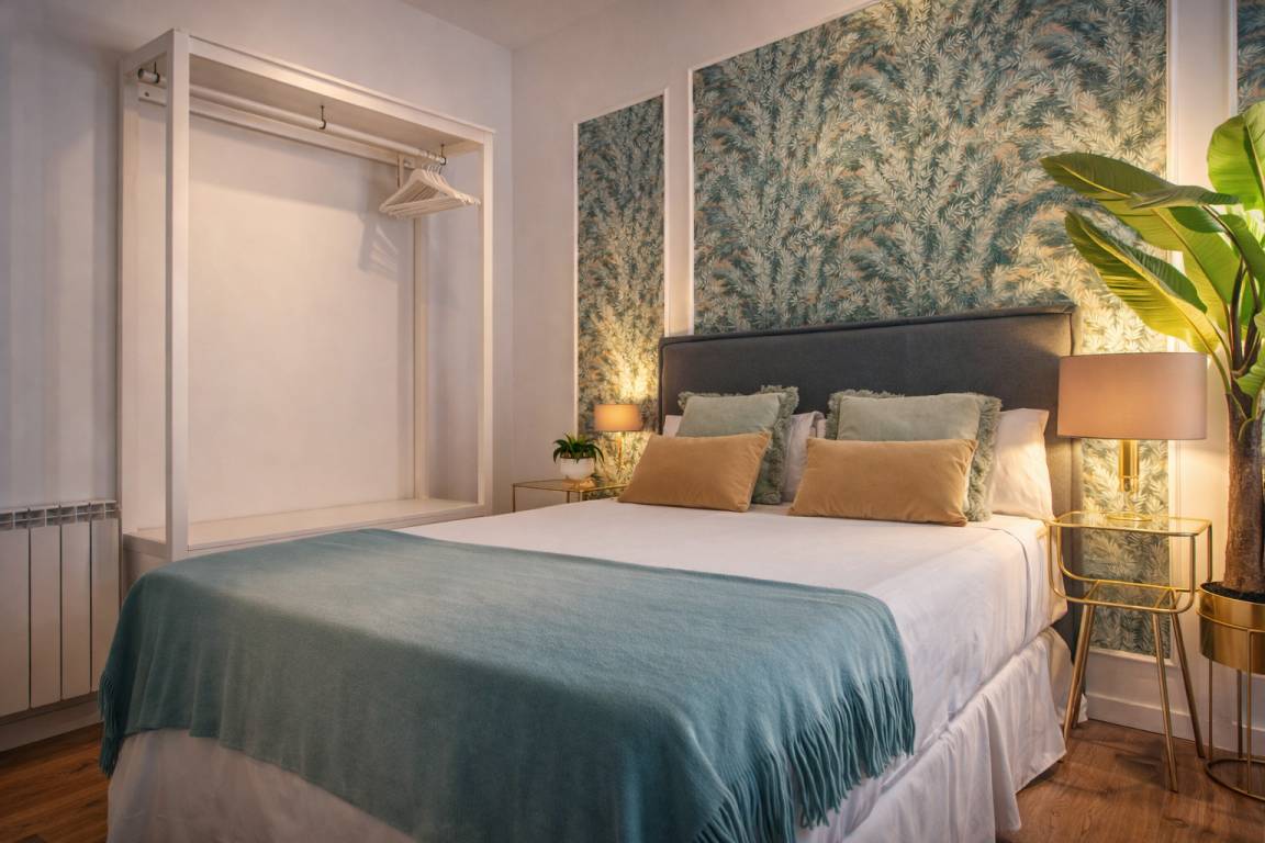 65 M² Apartamento ∙ 2 Habitaciones ∙ 6 Huéspedes - Pozuelo de Alarcón