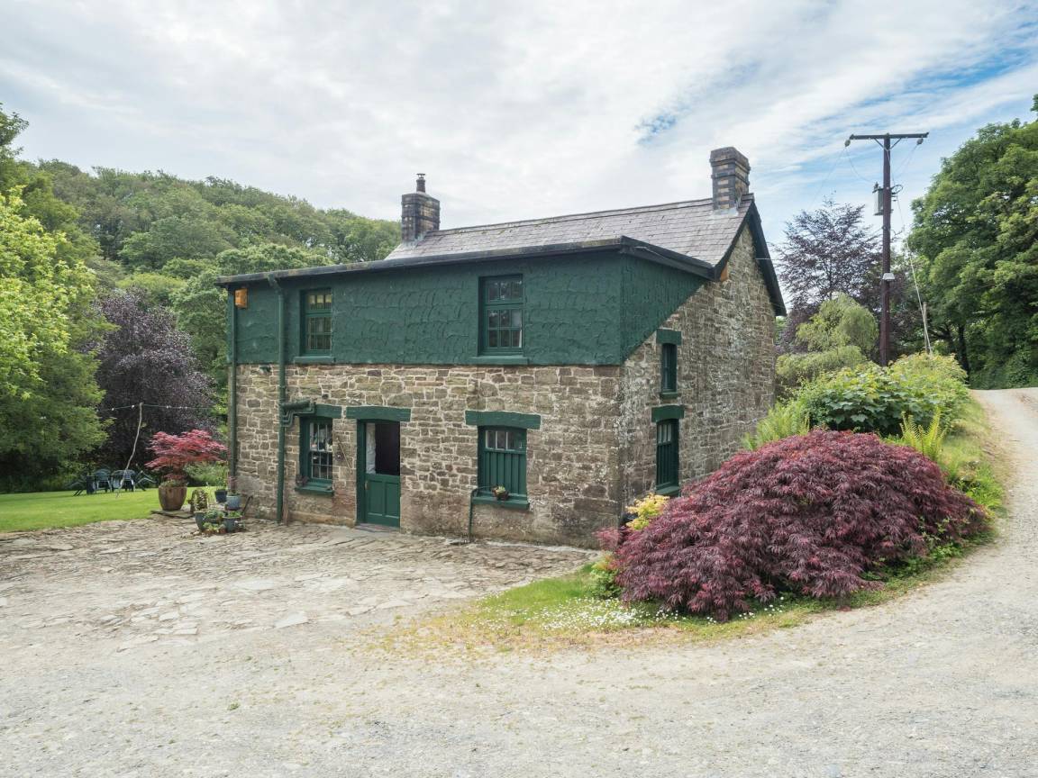 113 M² Cottage ∙ 3 Bedrooms ∙ 6 Guests - Narberth