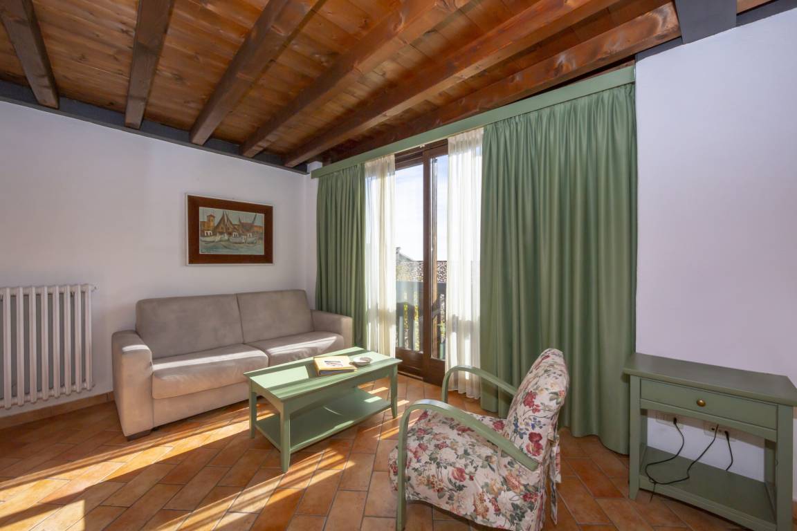 70 M² Appartement ∙ 1 Slaapkamer ∙ 4 Gasten - Gargnano