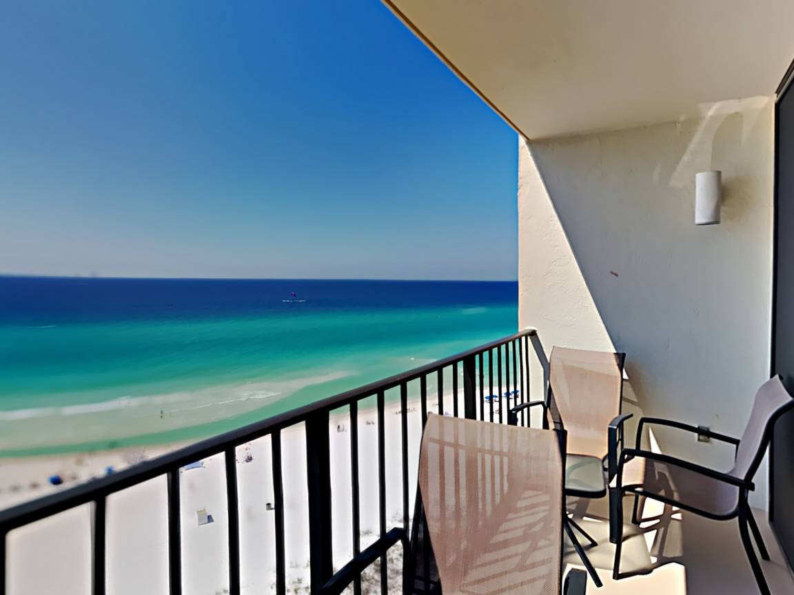 98 M² Condo ∙ 2 Bedrooms ∙ 6 Guests - Panama City Beach, FL
