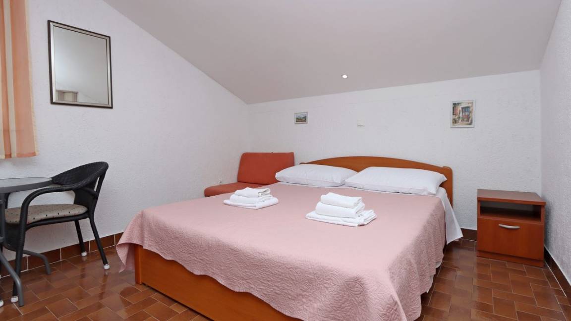 18 M² Hotel ∙ 1 Habitación ∙ 2 Huéspedes - Baška