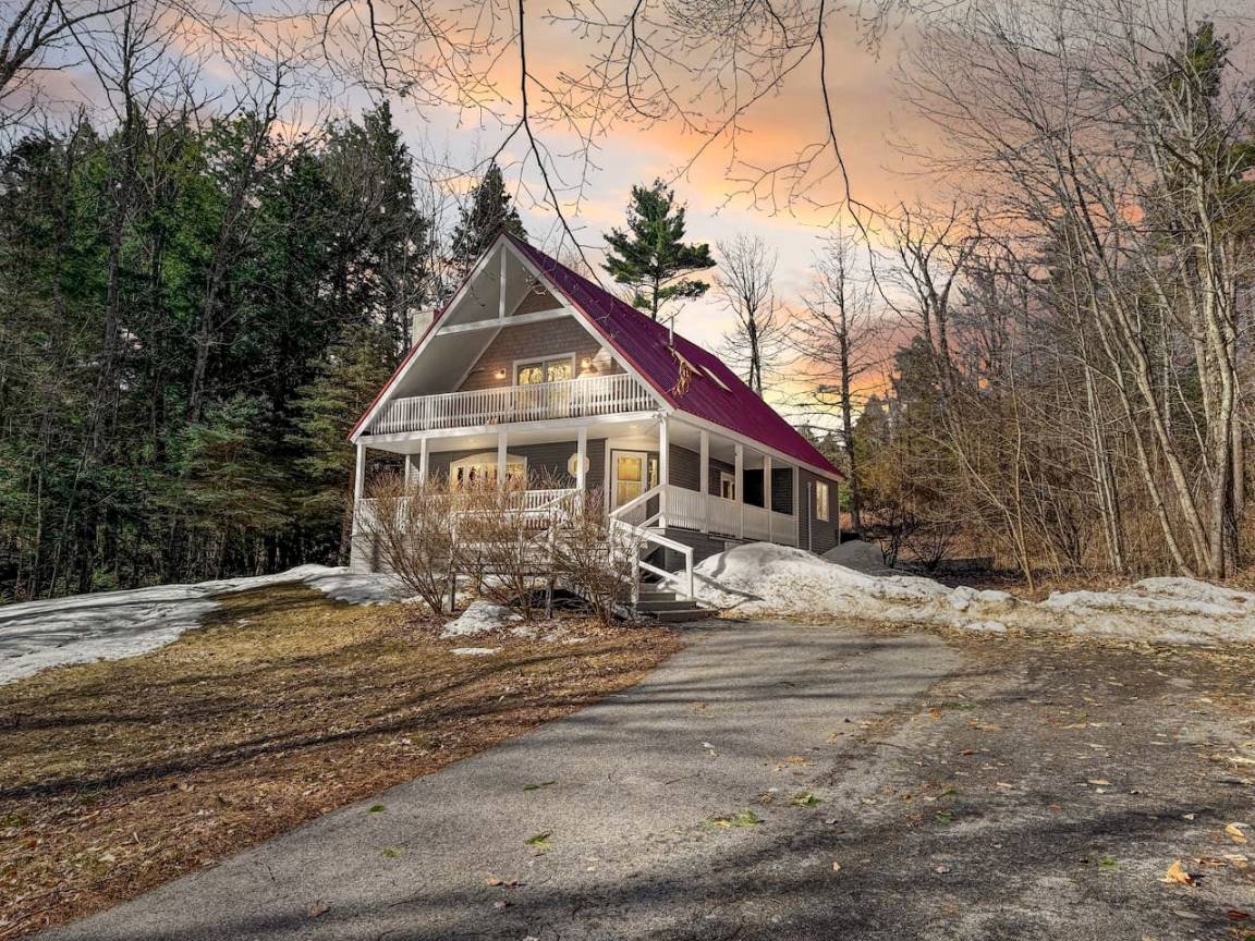 House ∙ 4 Bedrooms ∙ 12 Guests - North Conway, NH