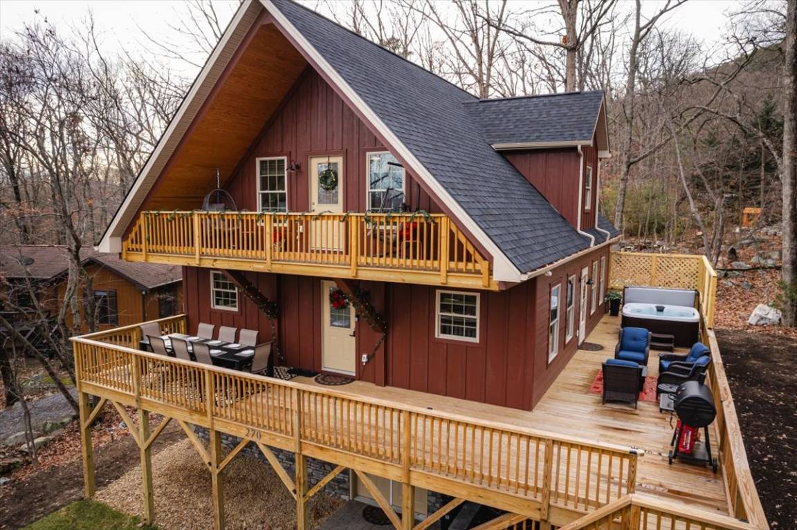 325 M² Chalet ∙ 5 Bedrooms ∙ 14 Guests - Massanutten, VA