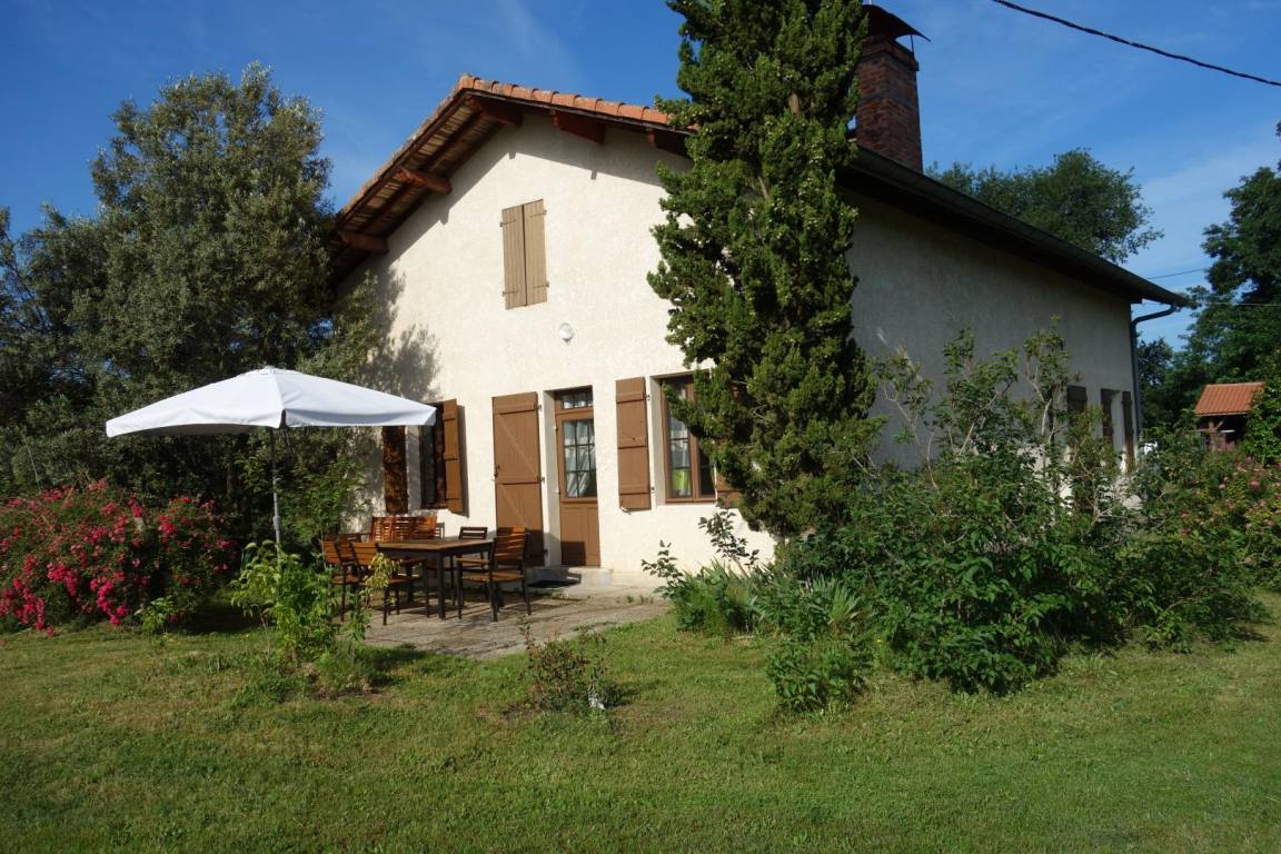 95 M² Gîte ∙ 2 Chambres ∙ 5 Personnes - Saint-Sever