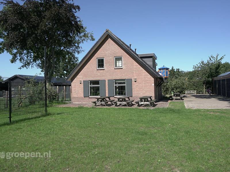 Huis ∙ 8 Slaapkamers ∙ 20 Gasten - Barneveld