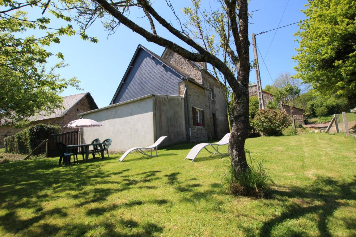 95 M² Gîte ∙ 2 Chambres ∙ 4 Personnes - Manche