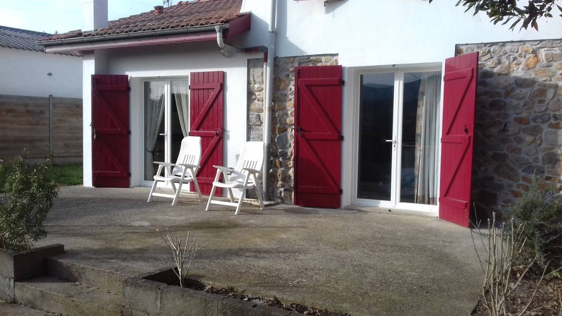 40 M² Gîte ∙ 1 Chambre ∙ 2 Personnes - Espelette