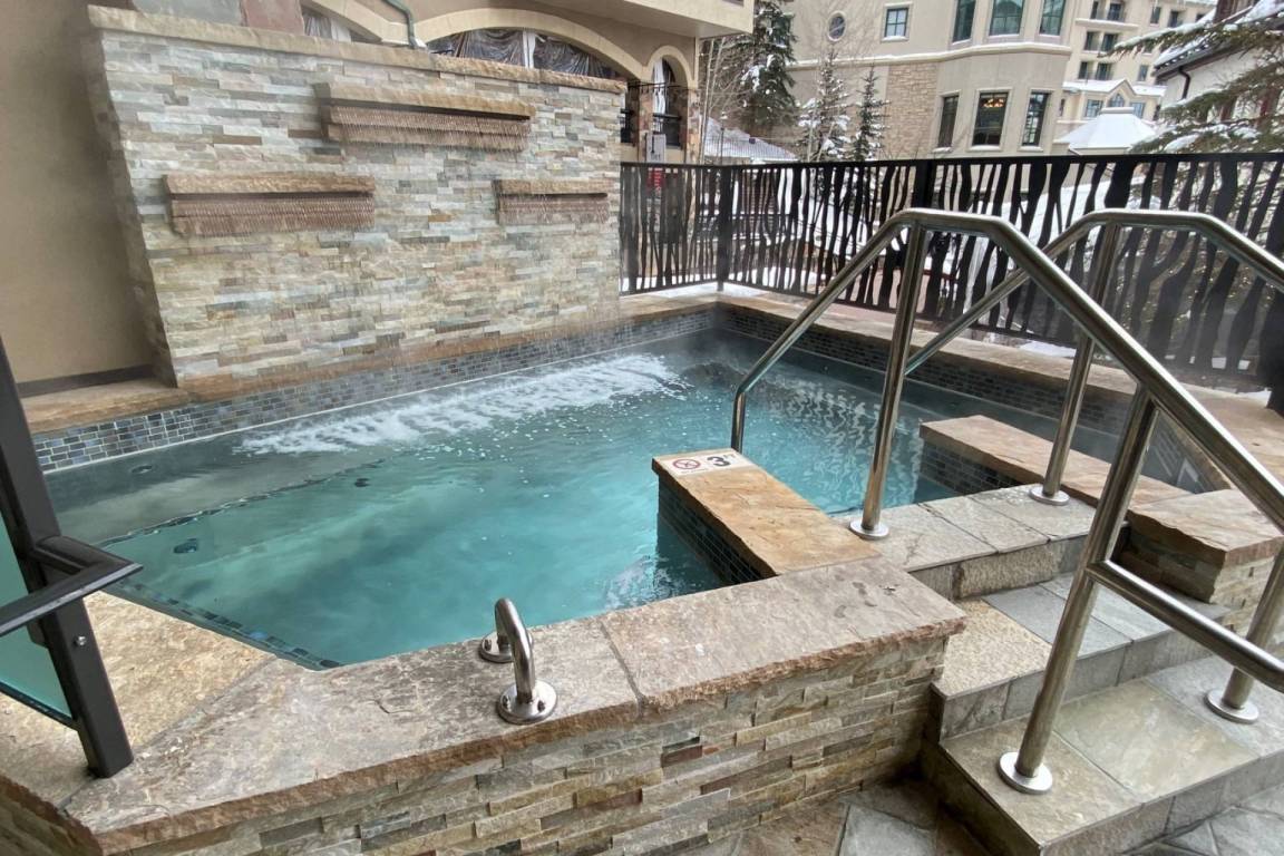 99 M² Condo ∙ 2 Bedrooms ∙ 6 Guests - Beaver Creek, CO