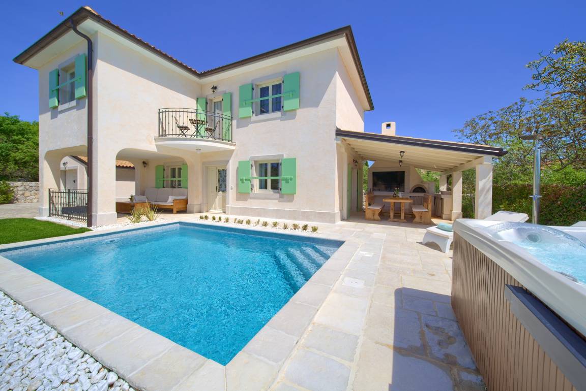 132 M² Villa ∙ 3 Slaapkamers ∙ 8 Gasten - Krk