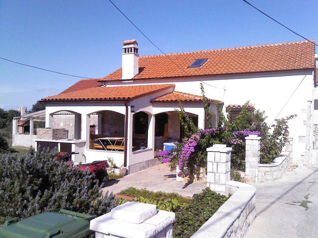94 M² Ferienhaus ∙ 4 Schlafzimmer ∙ 8 Gäste - Kroatien