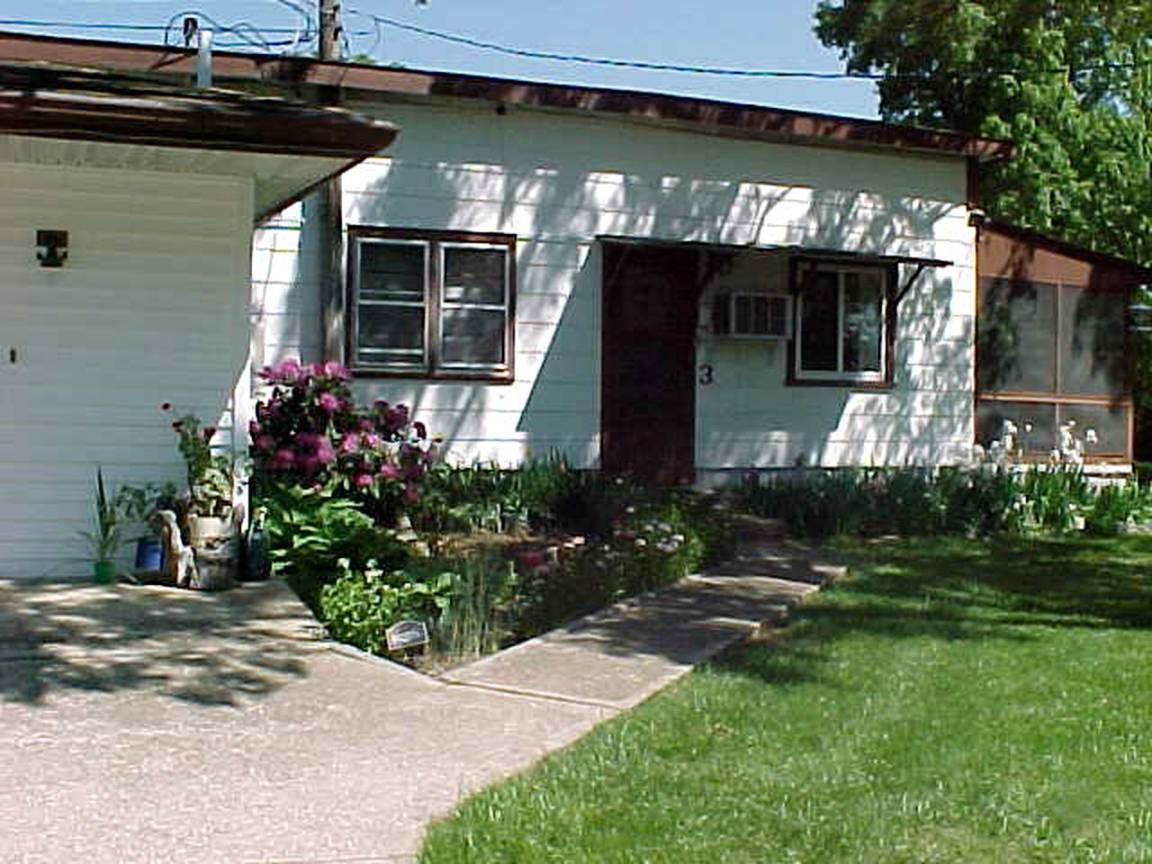 House ∙ 1 Bedroom ∙ 8 Guests - Mountain Home, AR
