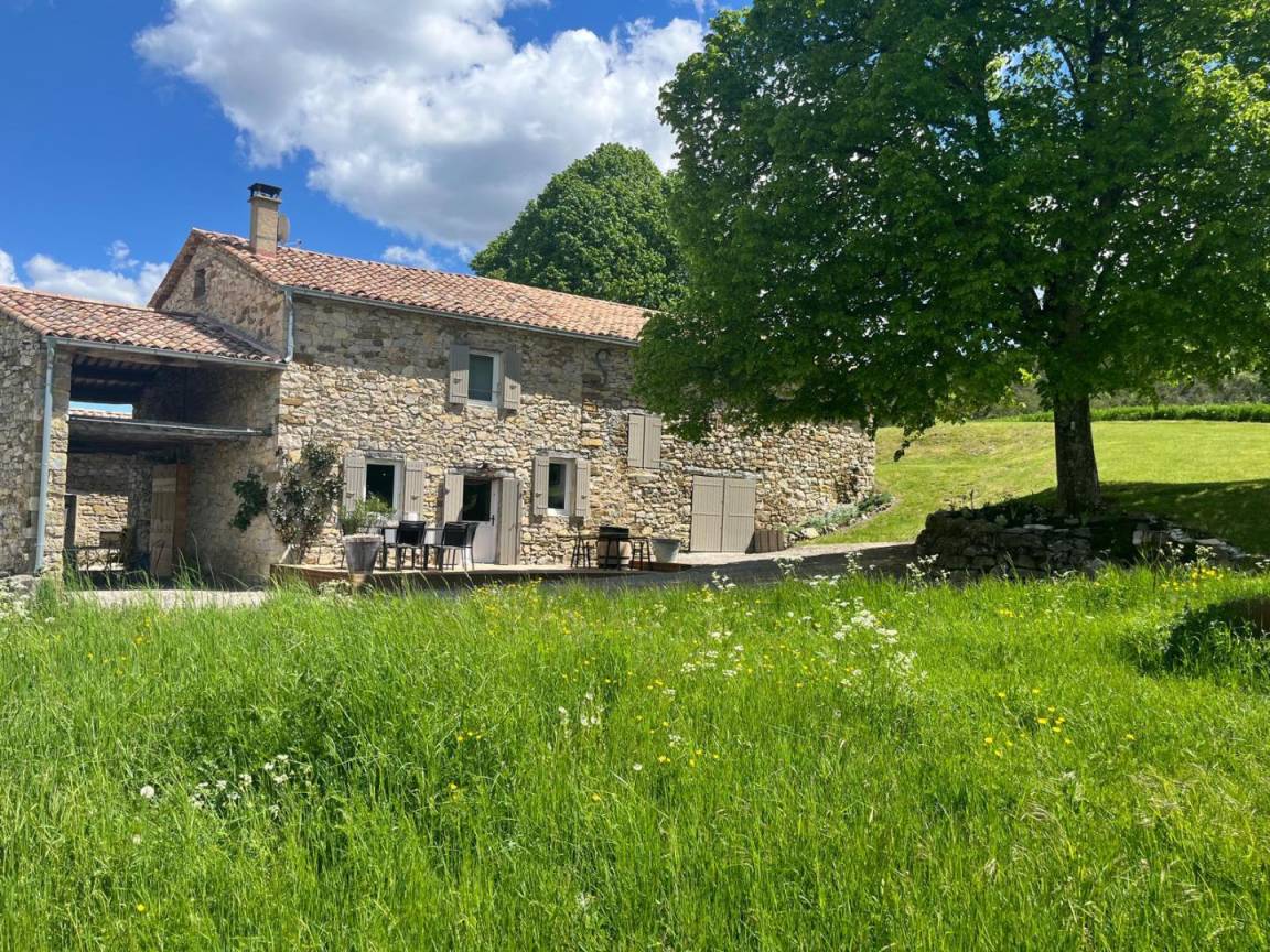 115 M² Gîte ∙ 2 Chambres ∙ 6 Personnes - Serres