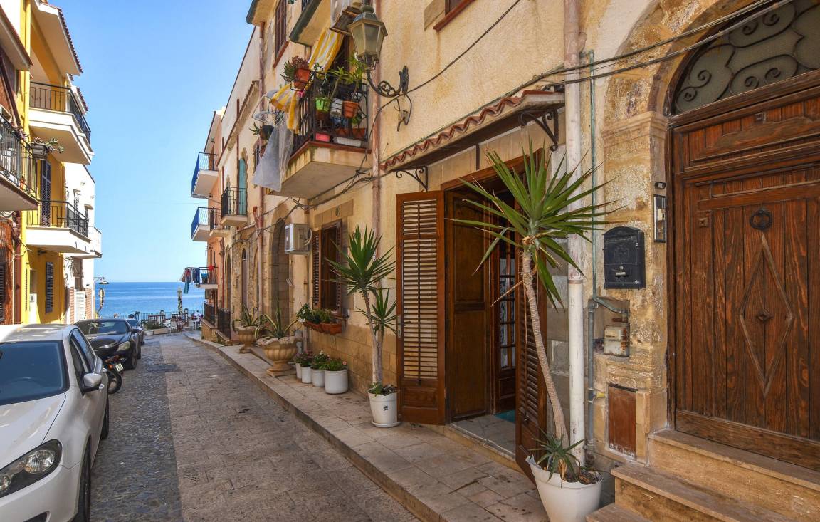 150 M² Appartement ∙ 3 Chambres ∙ 6 Personnes - Balestrate