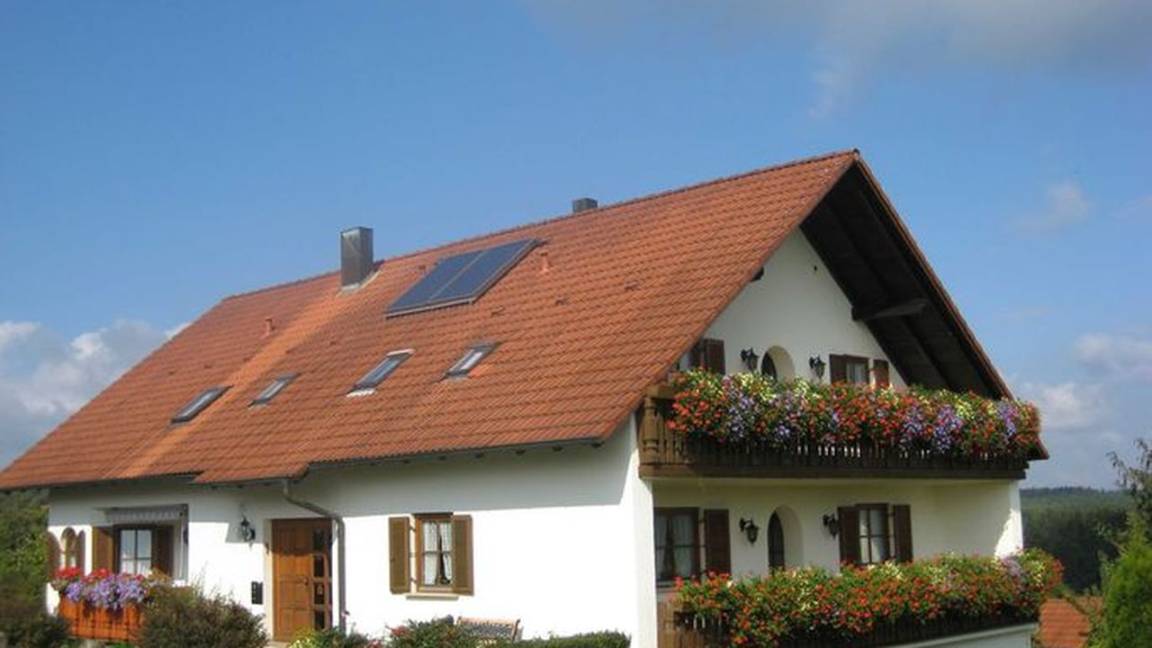 75 M² Ferienwohnung ∙ 2 Schlafzimmer ∙ 4 Gäste - Pottenstein