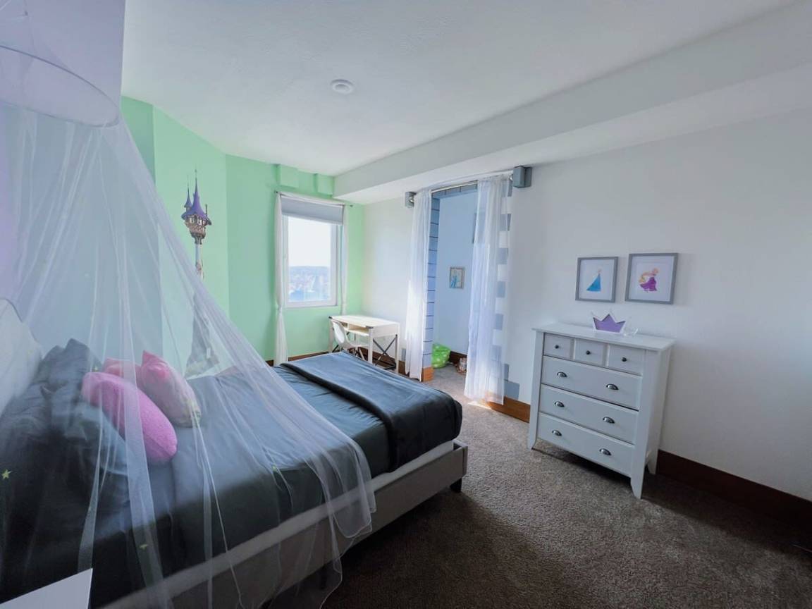 121 M² Apartment ∙ 3 Bedrooms ∙ 10 Guests - Blue Fish Aquarium, Grandville