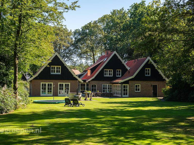 Maison De Vacances ∙ 10 Chambres ∙ 20 Personnes - Enschede