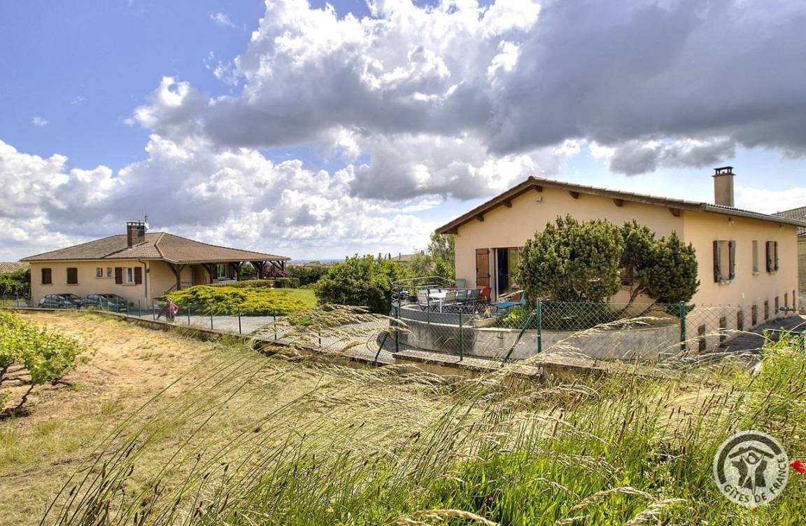 120 M² Gîte ∙ 3 Chambres ∙ 7 Personnes - Rhône-Alpes