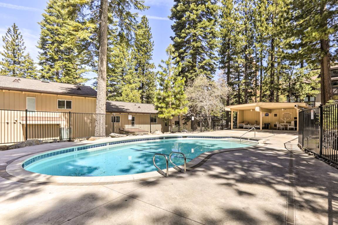 126 M² Apartment ∙ 3 Bedrooms ∙ 6 Guests - Lake Tahoe