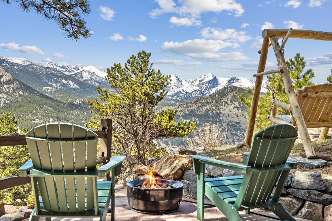 174 M² House ∙ 3 Bedrooms ∙ 8 Guests - Estes Park, CO
