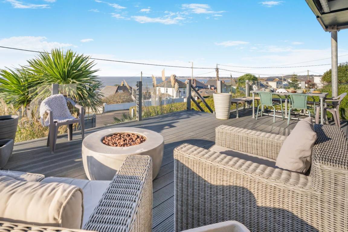 Cottage ∙ 5 Bedrooms ∙ 10 Guests - Bridgend