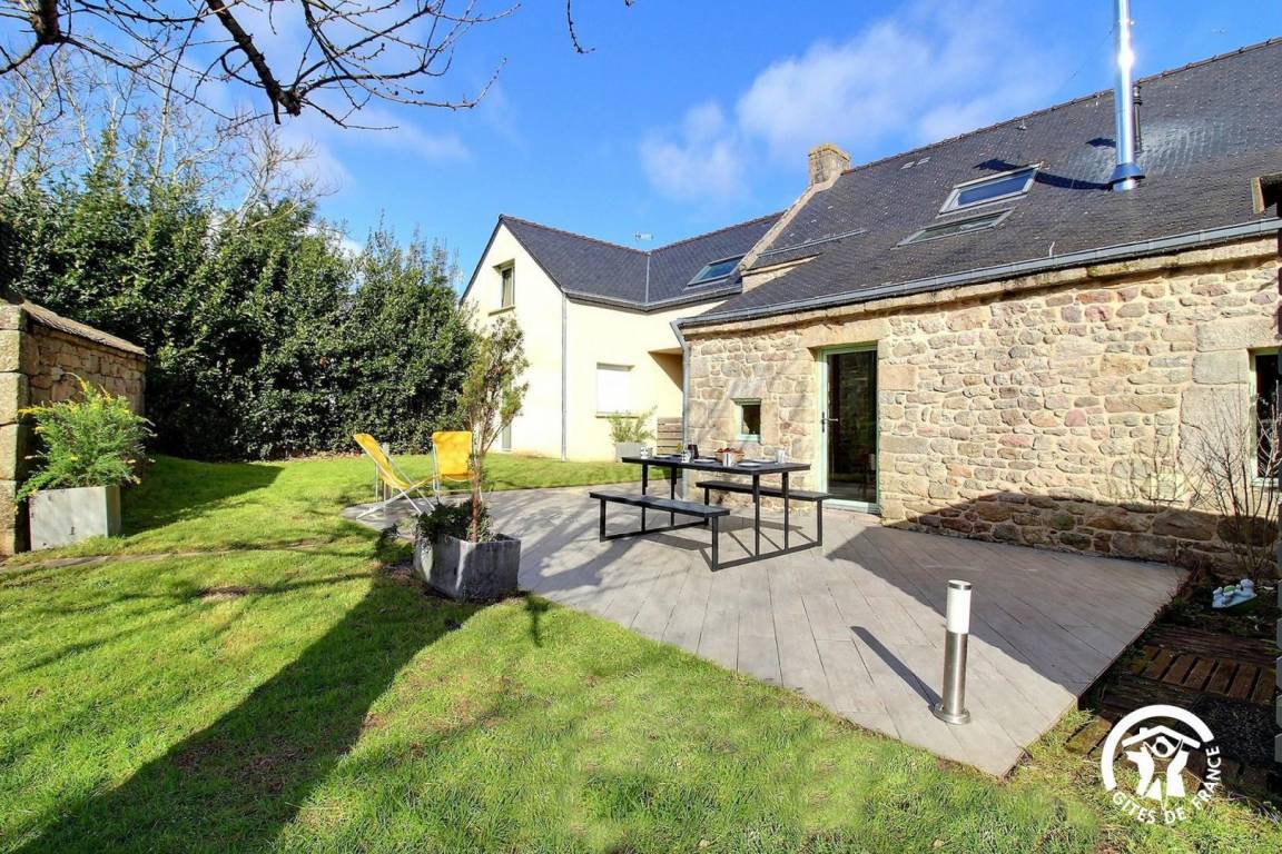 110 M² Gîte ∙ 3 Chambres ∙ 6 Personnes - Belz