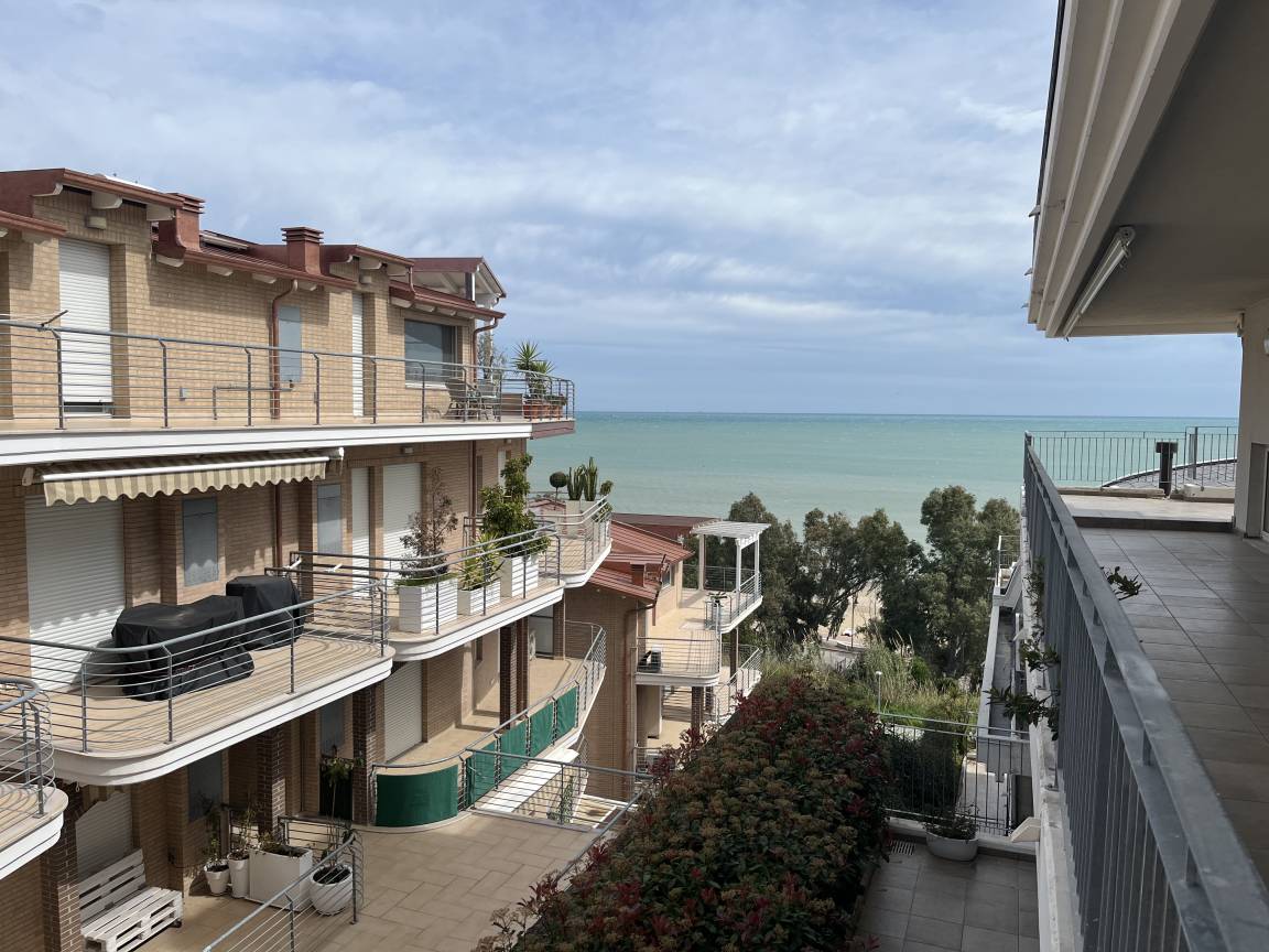 85 M² Apartment ∙ 2 Bedrooms ∙ 5 Guests - Vasto