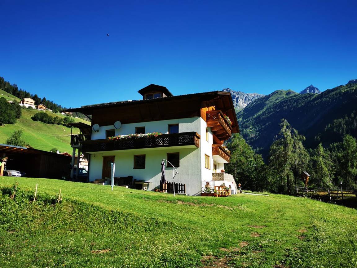 95 M² Ferienwohnung ∙ 2 Schlafzimmer ∙ 5 Gäste - Matrei in Osttirol