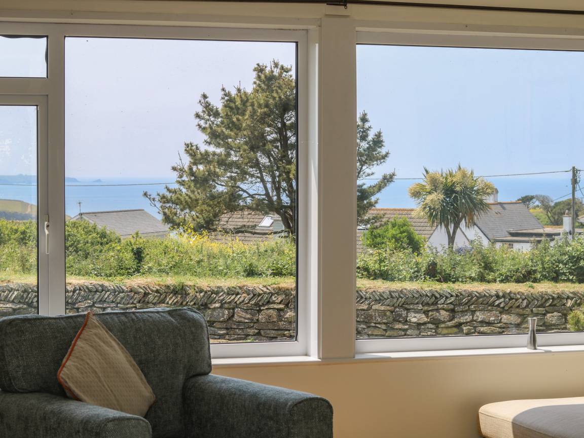 Cottage ∙ 4 Bedrooms ∙ 8 Guests - Constantine Bay