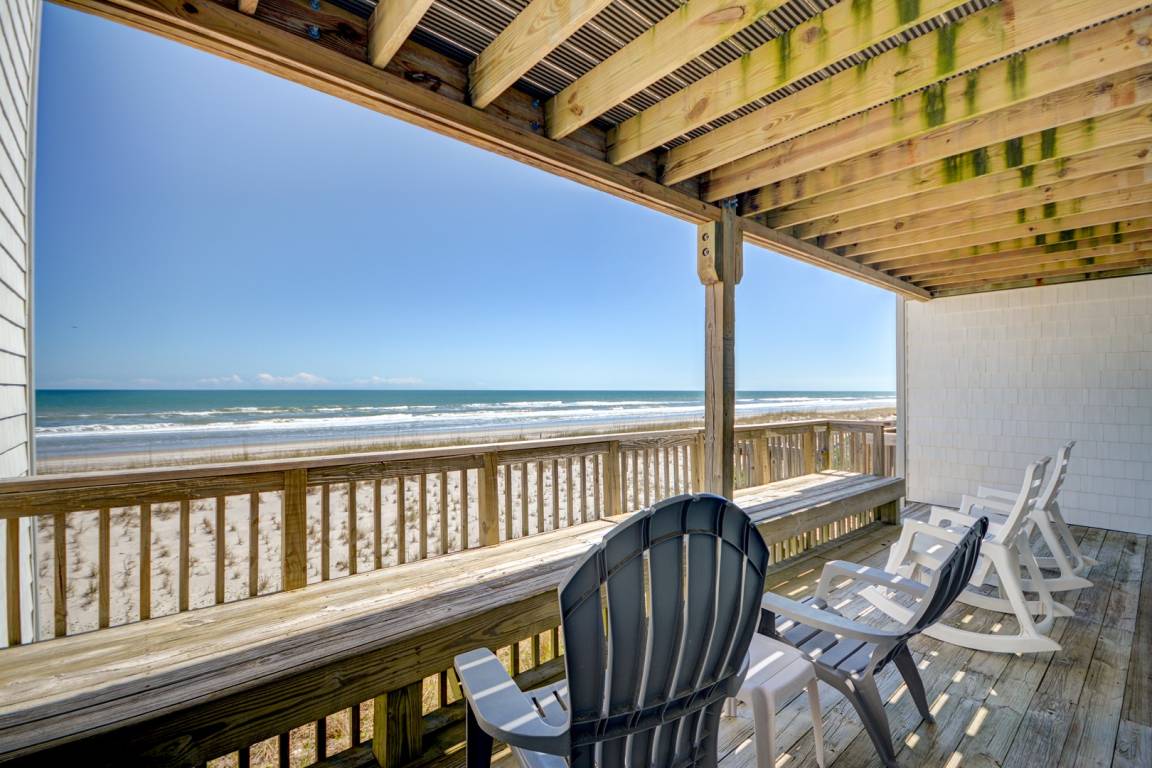 Apartment ∙ 2 Bedrooms ∙ 4 Guests - Hampstead, NC