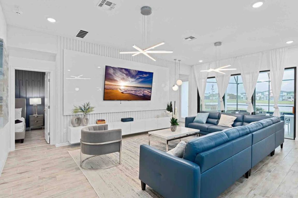 Maison De Vacances ∙ 9 Chambres ∙ 16 Personnes - Orlando